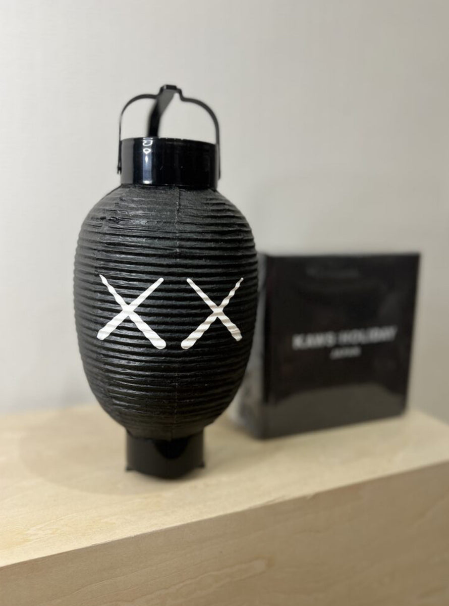 KAWS - Holiday: Japan Lantern (Black) – Toyol Toys